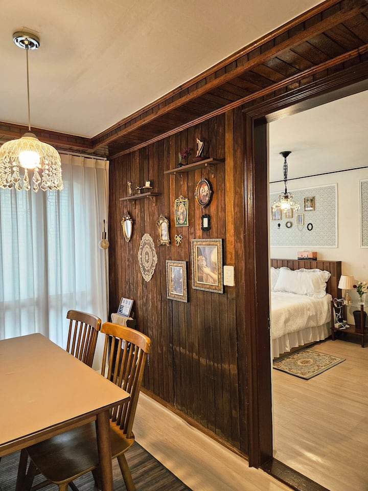 오픈특가/행리단길5분/수원화성억새2분/방화수류정2분/편의점2분/피크닉세트/짐보관/주차 - Suwon-si