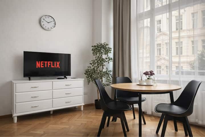 Cozy Prague Apartment (Old Town Sq. 10 Min) - Praha