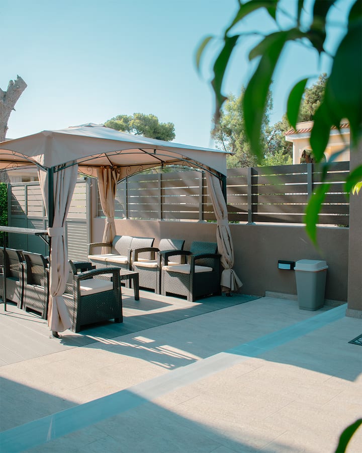 Davi Garden Level Apartment - Луца