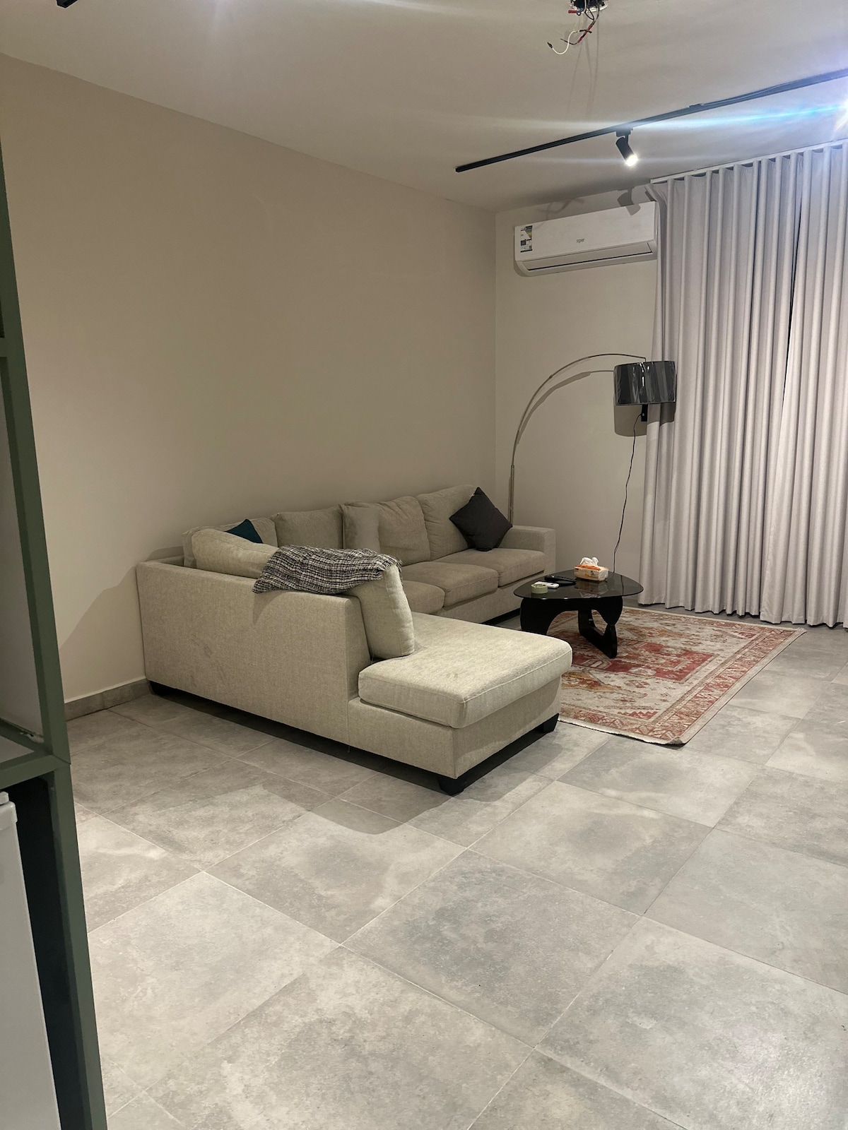 Room and lounge with self check-in 1 - Flats for Rent in Al Khobar ...