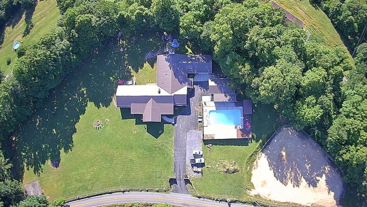 Mountainous Home/mountain View! - サマーズビル, WV