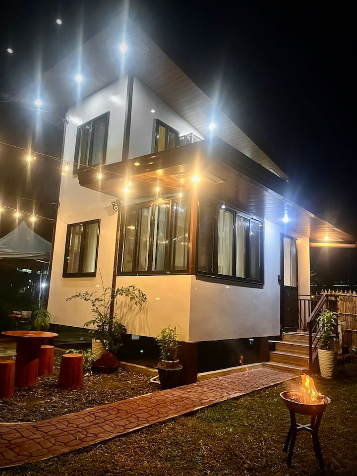 Bloomstone | Urban Chill Cabin - General Santos City