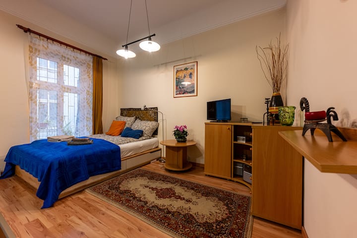 Small Is Beautiful - Budapest