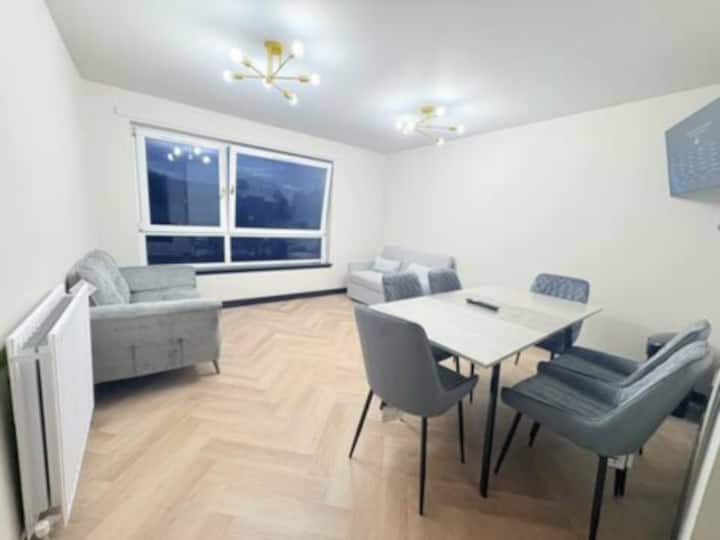 Stylish & Sleeps 7  Free Parking  Near Centre - Glasgow