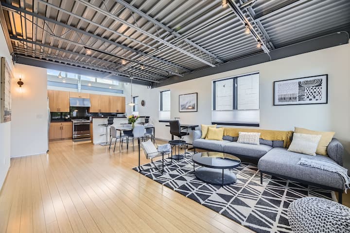 Boulder Dt | Modern Top-floor Condo | Mtn Views - Boulder, CO