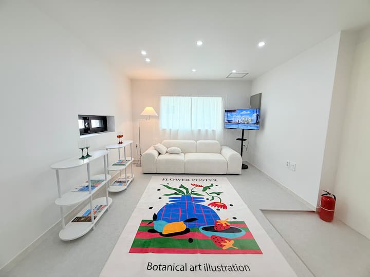 가족 친구들 여행 최적! 광안리해수욕장 미슐랭맛집 도보1분 무료주차! 넓고쾌적 12명 수용 - Busan