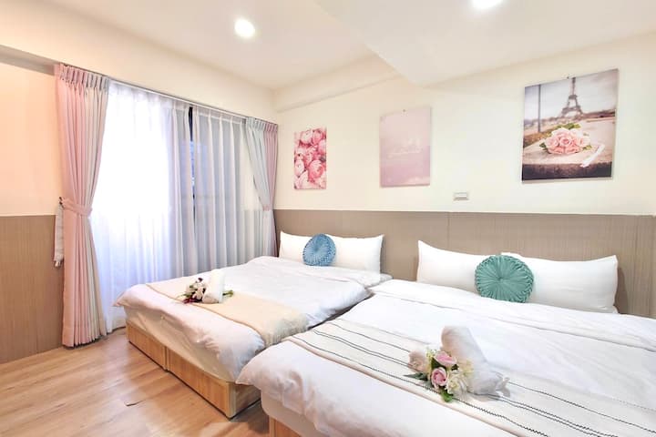 Qm702/微光好宅/捷運西門町站走路8分鐘/夜市/台北車站/洗衣機/陽台/電梯/廚房/住1-4人 - Taipei