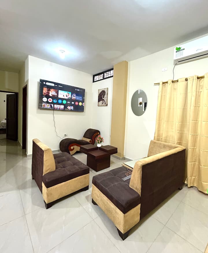 Casa Moderna Y Céntrica En Manta - Manta