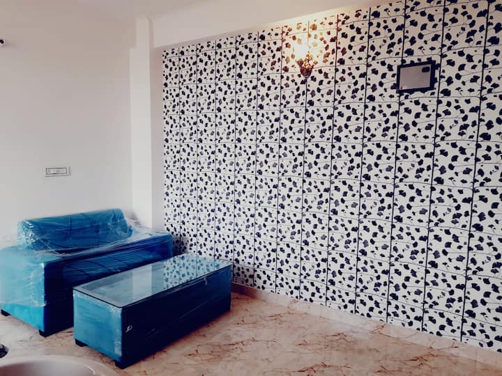 Farmhouse Joy 2bhk | Kitchen Utility | 4w Parking - Chomu