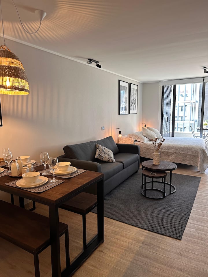 Moderno Estudio En Las Condes - Las Condes