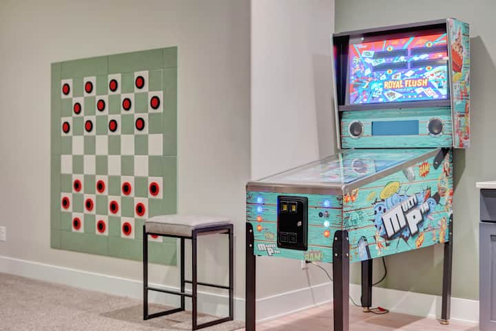 Tee Time + Pet Friendly - Lincoln, NE