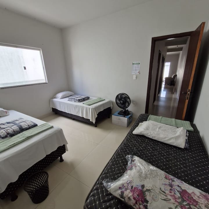 Casa Alojamento Bem Localizada - Montes Claros