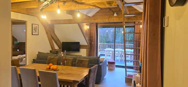 Logement De Charme Dans Un Cadre Enchanteur. - Albiez-Montrond