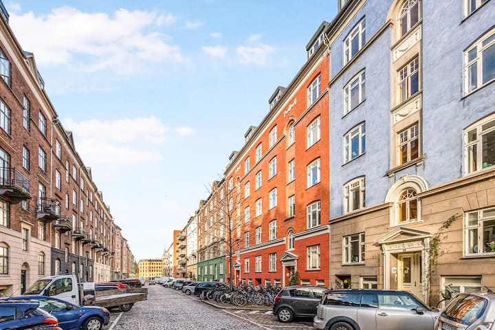 Charming Vesterbro Getaway - Copenhagen Central Station
