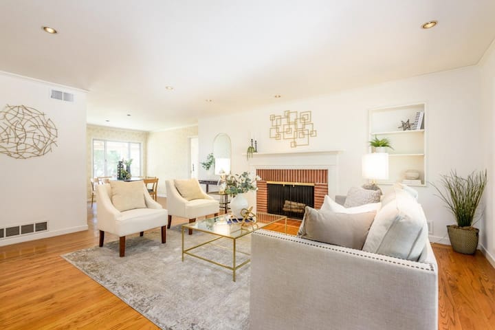 Renovated 3b1.5b House On San Mateo Hill - San Mateo, CA