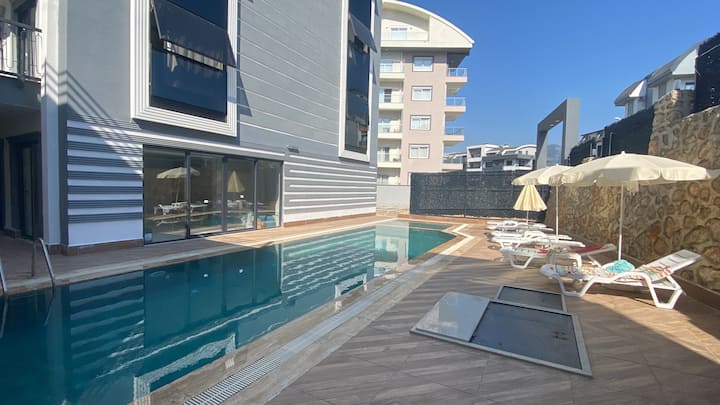 Havuzlu 2+1 Dubleks Tatil Evi - Alanya
