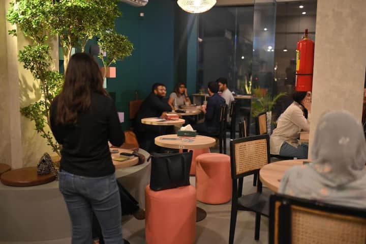 Lokal Flagship X Karachi - Dha - Karachi
