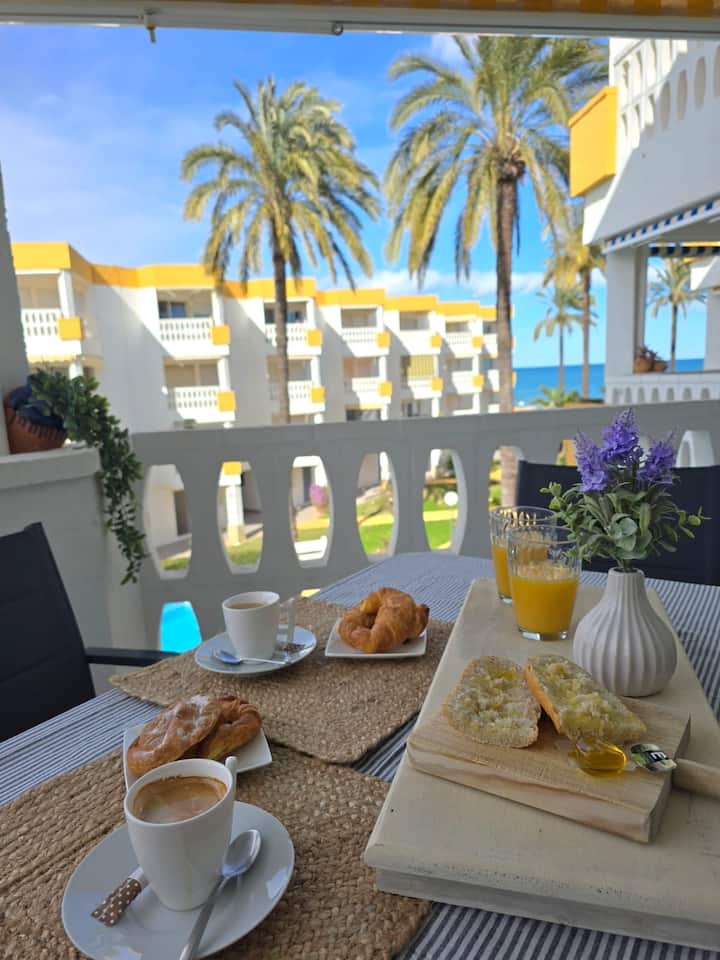 Denia, Acceso Directo A La Playa. - Dénia