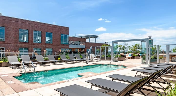 Discover Premium Bethesda Living Near Everything - Bethesda, MD