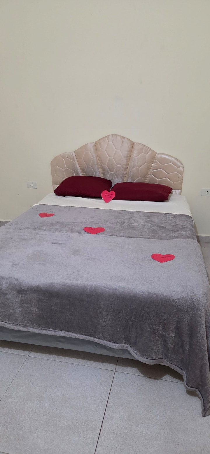 Departamento Con 2 Habitaciones, - Ayolas