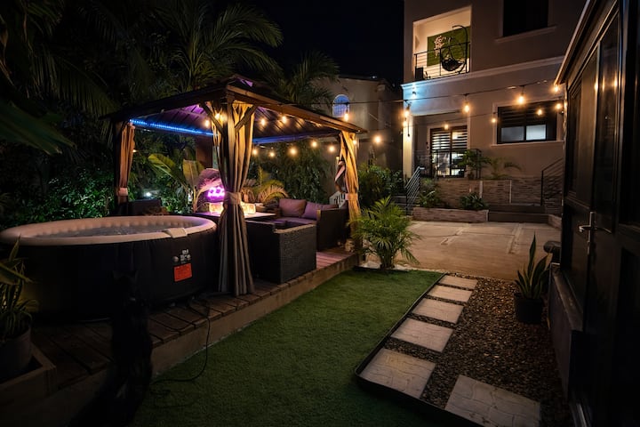 Luxury 2br Oceanview Escape W/hot Tub/gym /Private - Ocho Rios