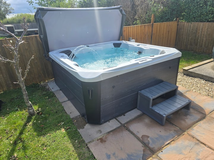Country Retreat With Hottub - Glastonbury