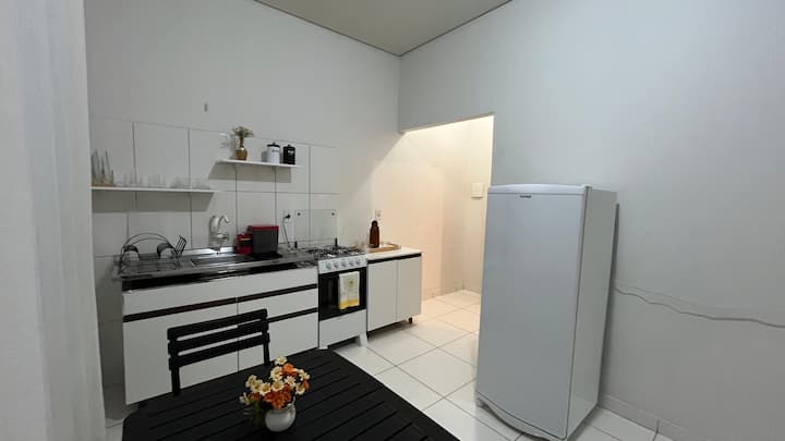 Apto Com Ar-condicionado Próx. Br 242 - Barreiras