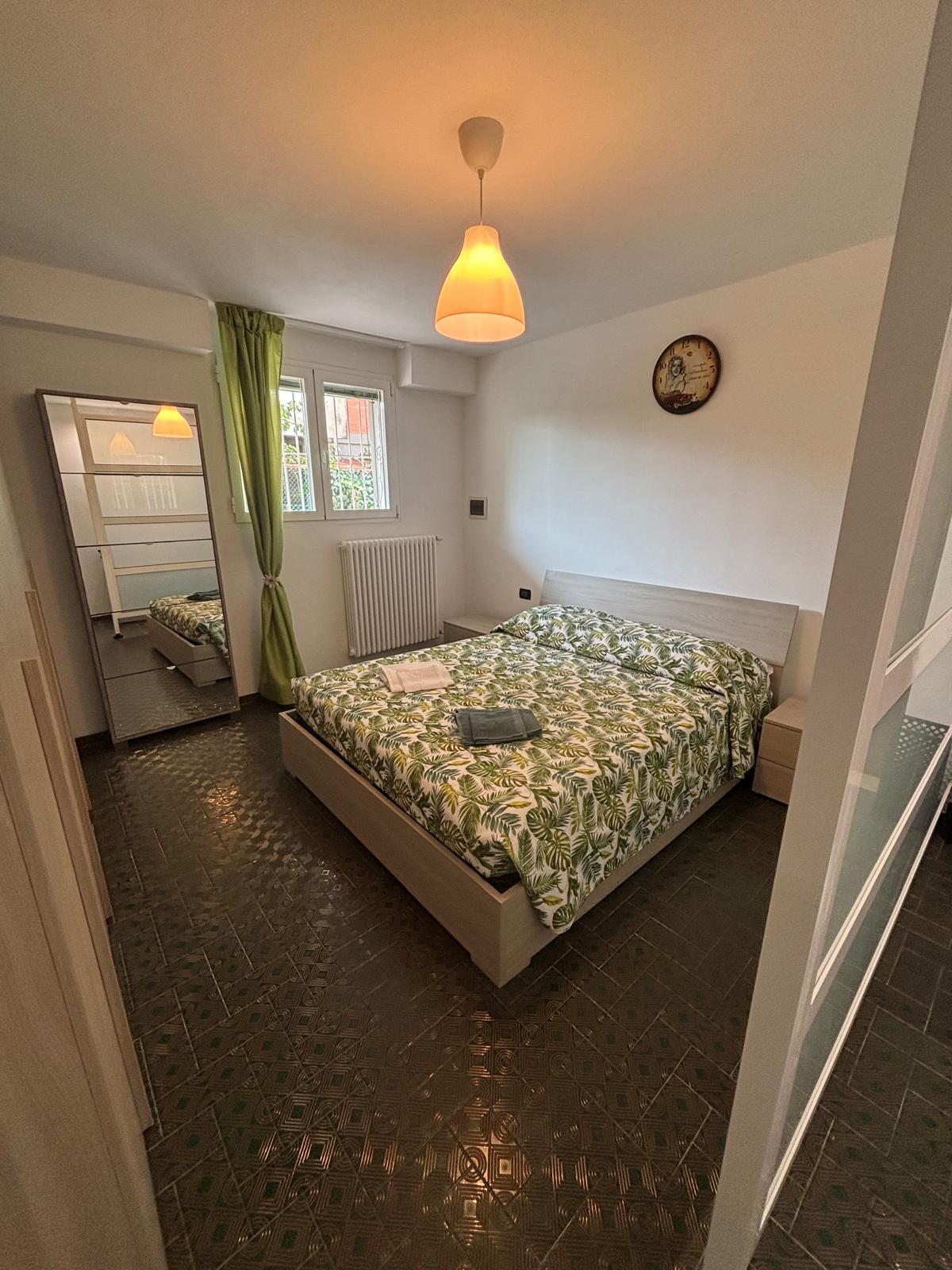 LOANA two-room apartment 300 metres from the sea - Flats for Rent in ...