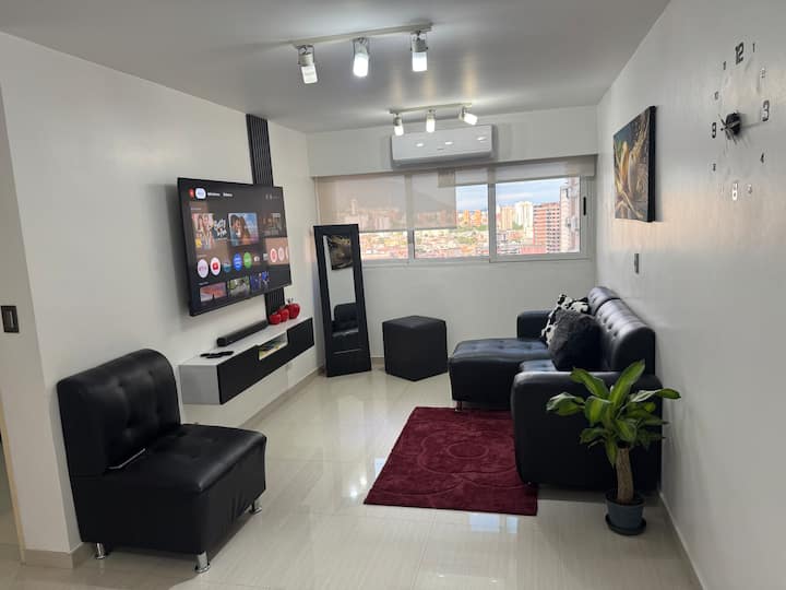 Bello Apartamento En La Candelaria, Res Privada - Caracas