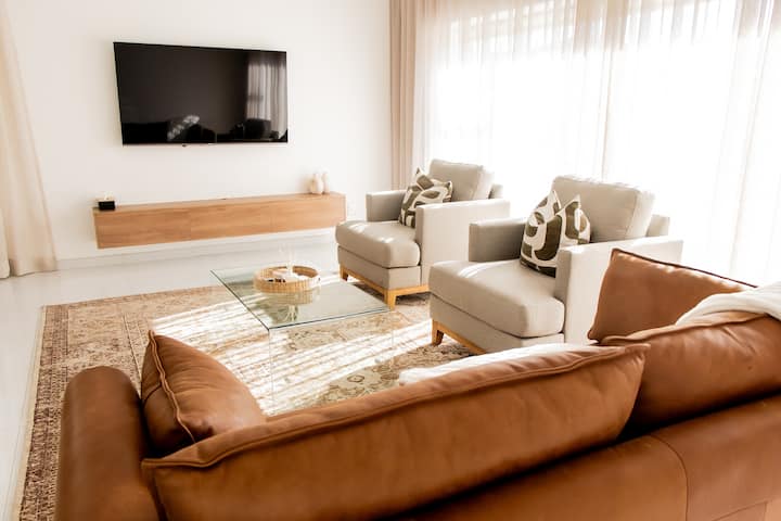 Nda Modern Stays | Family & Business Friendly - Namibia