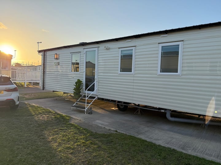 2025 Willerby Caravan Rentals - Porthcawl