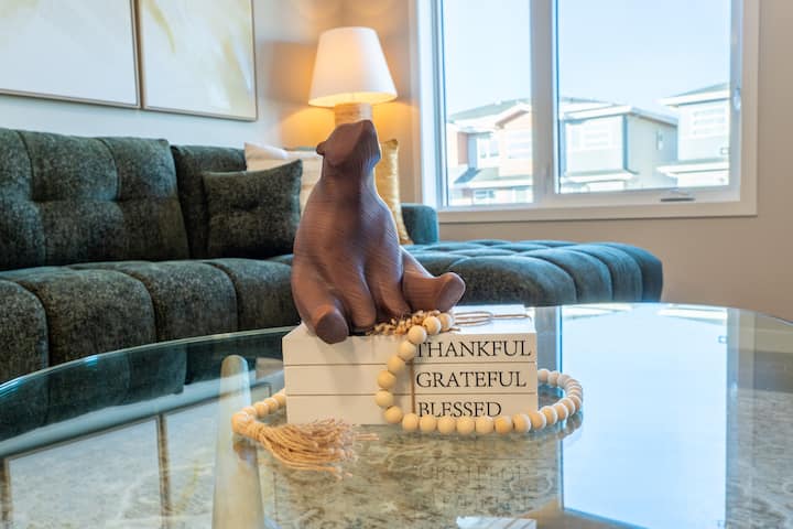 Refreshing Boho Style: A Home Away From Home - Edmonton