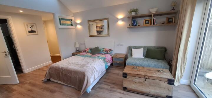 Fairweather Cabin - Whitstable