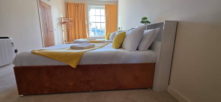 Modern Apartment 5 In Town Centre - Ipswich, UK