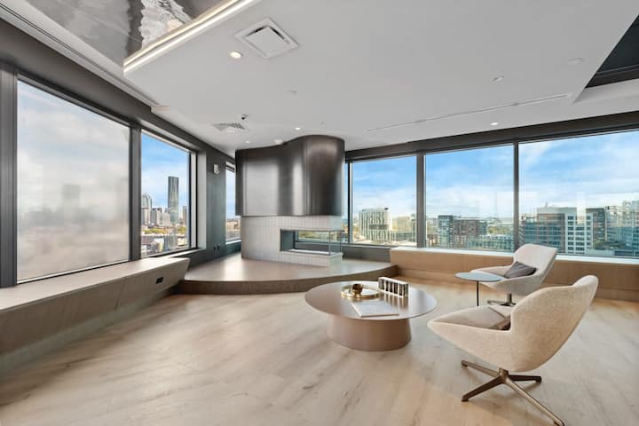 Sophisticated 2br/2ba In Fenway's Elite Residenc - Boston, MA