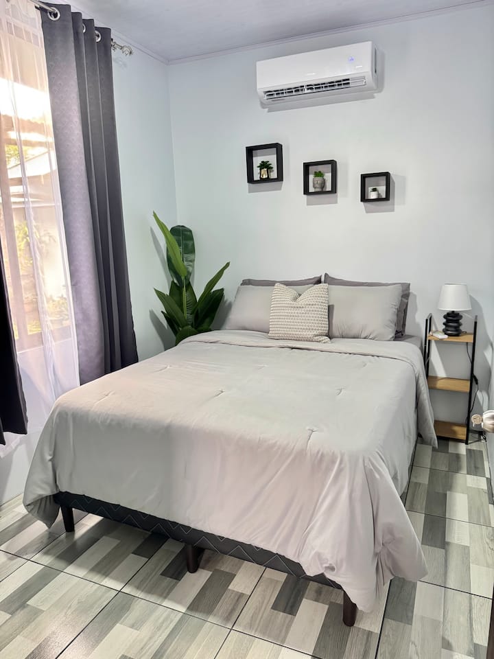 Apartamento A 150 Metros Del Parque La Fortuna - La Fortuna