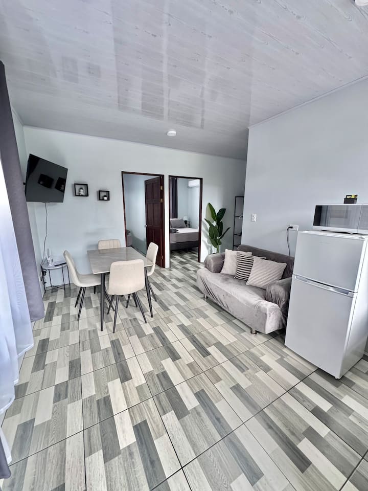 Apartamento A 150 Metros Del Parque La Fortuna - La Fortuna