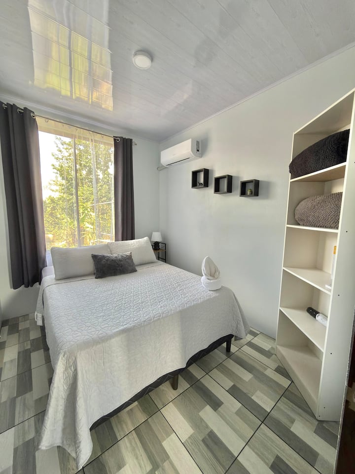 Apartamento A 150 Metros Del Parque La Fortuna - La Fortuna