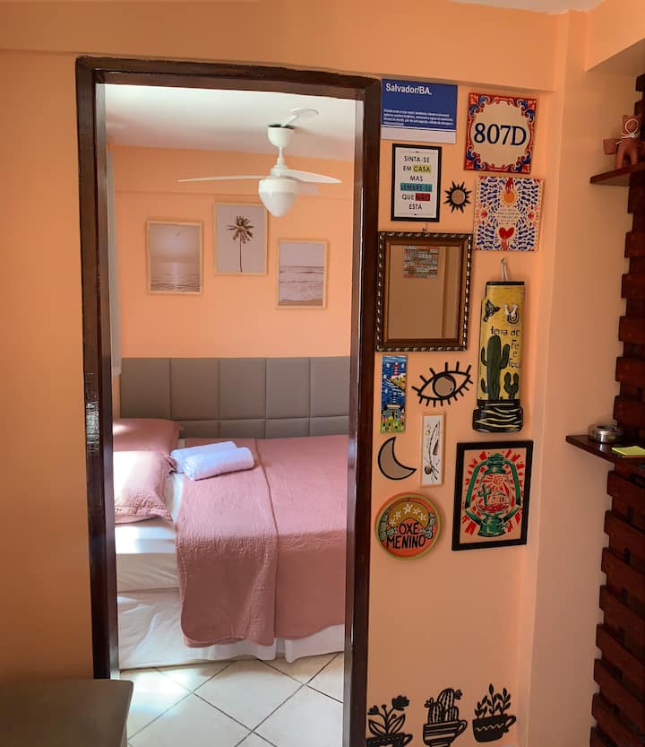 Apto No Rio Vermelho: Boêmia E Tranquilidade - Salvador