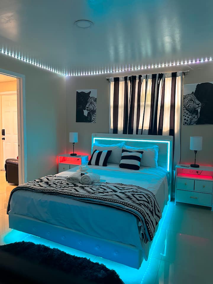 The Glow House Miami - Miami Gardens, FL