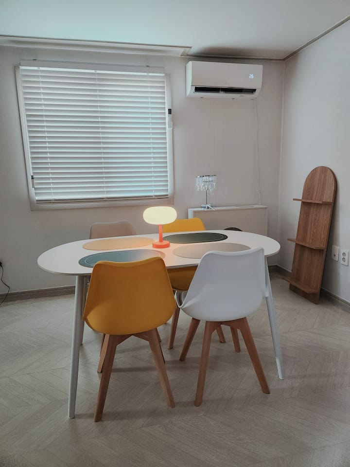 영도한켠 1-2층 독채 - South Korea