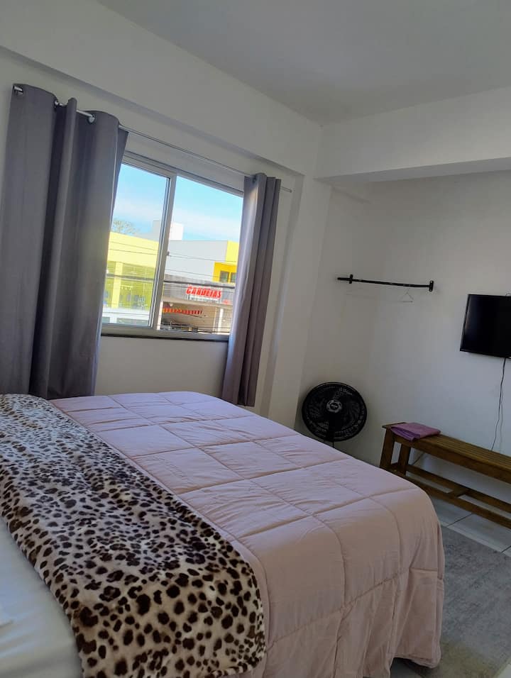 Fique Onde Tudo Acontece! Literalmente Na Porta. - Vitória da Conquista