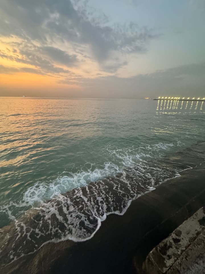 Luxury Apartment - Sea Front - Kuwait