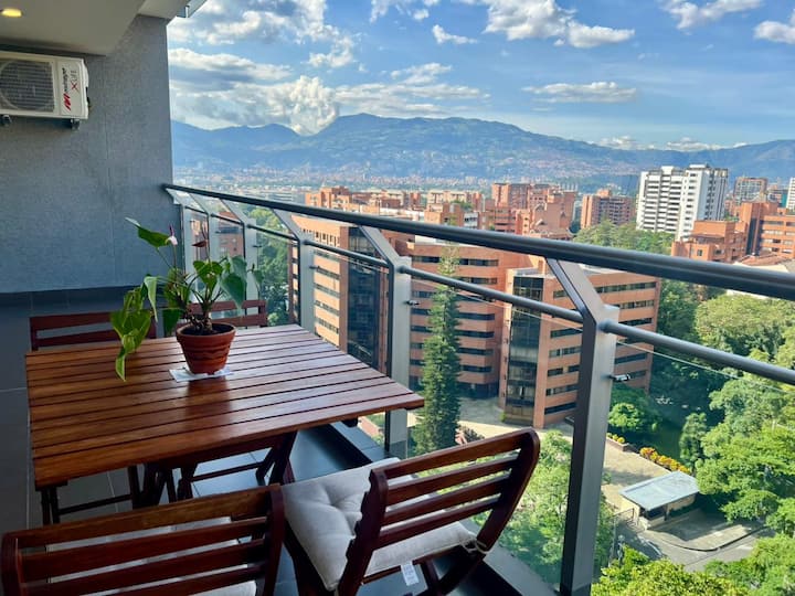 Amazing Views/prime Location/el Poblado 2br Condo - Medellín