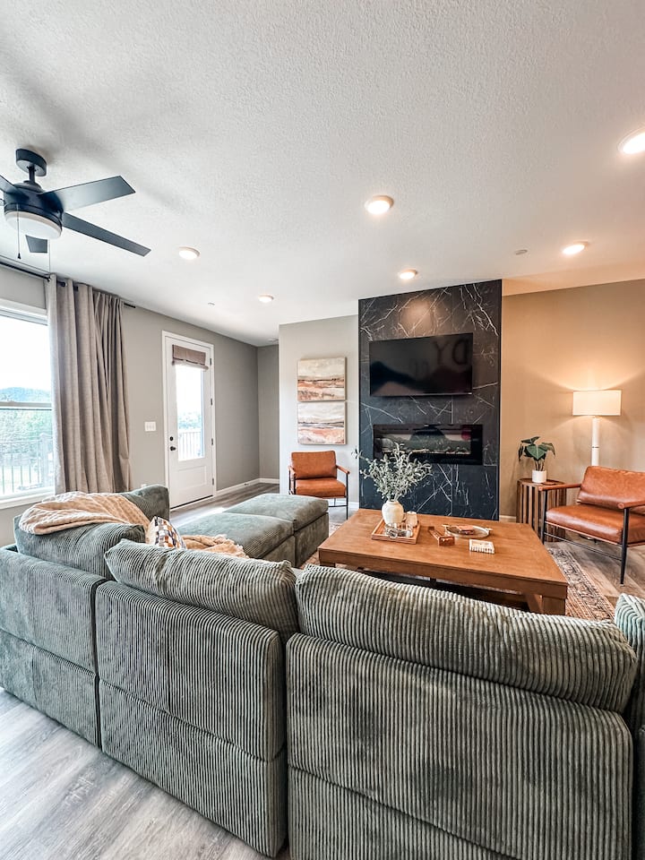 Townhome-walk To Parkway! - Pigeon Forge, TN