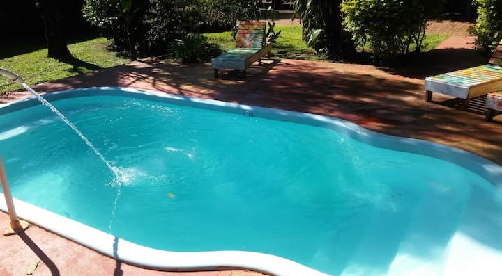 Turismo & Relax | Patio + Parking | Starlink | Ac - Puerto Iguazú