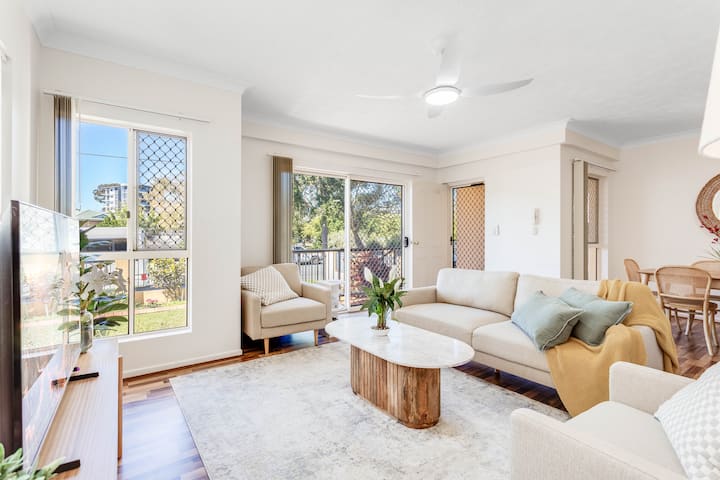 Parkside Villa On The Creek - Margate, Australia