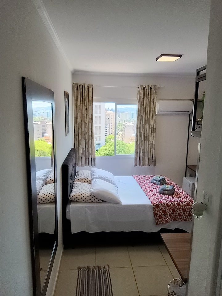 Jk 910 No Centro Histórico De Porto Alegre - Porto Alegre