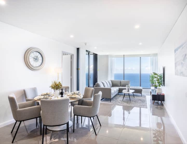 Sky Ocean View Penthouse | 3b2b + 2 Free Parking - Surfers Paradise