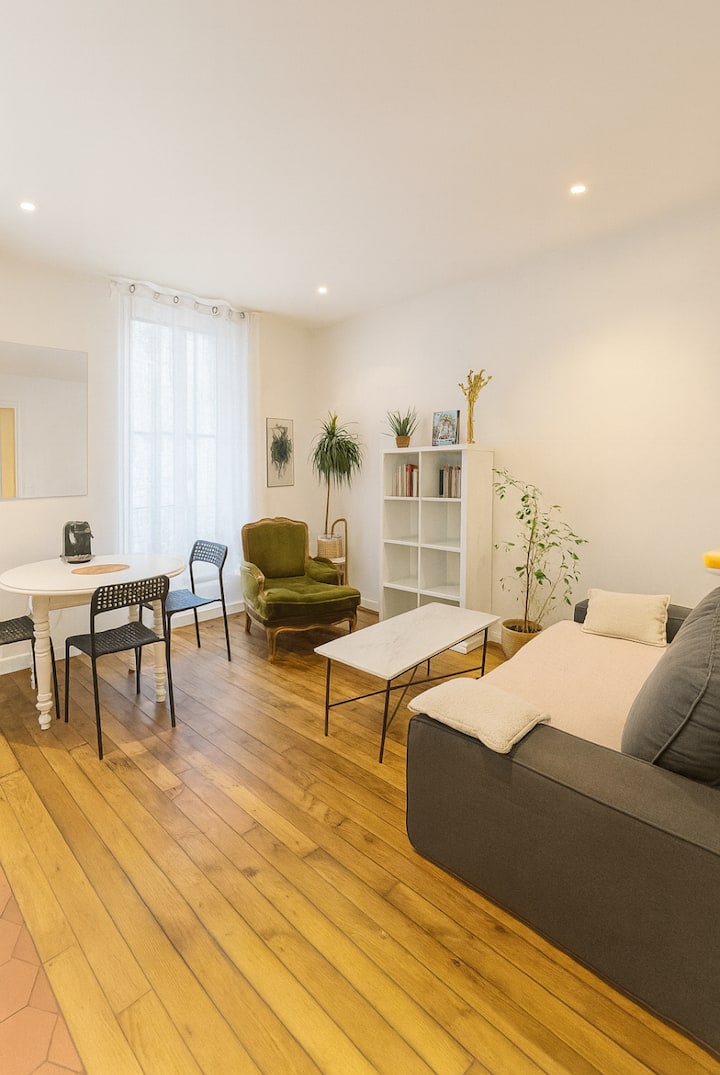 Deux Pièces Calme, Parquet Ancien – Ligne 11 - Porte de Montreuil